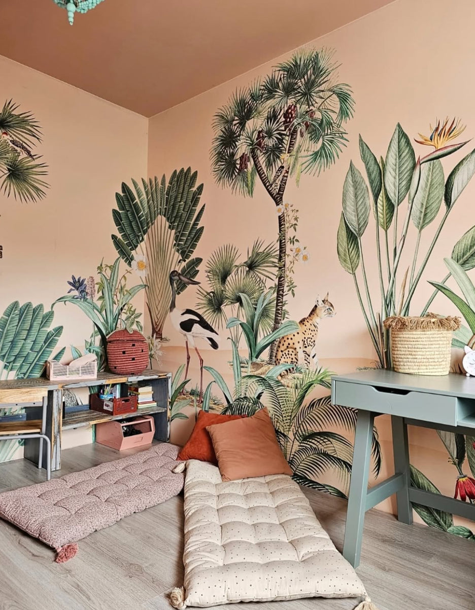 Catch Me Wallpaper – Creative Lab Amsterdam