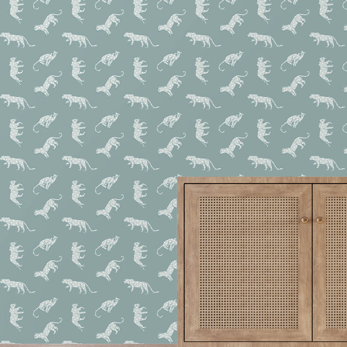 Panther Dots Green Wallpaper – Creative Lab Amsterdam